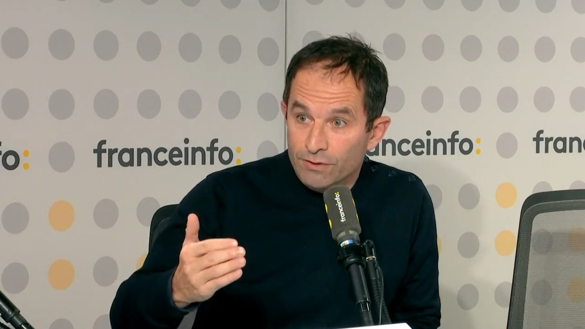 Benoît Hamon : « il est aussi absurde d'être pour ou contre les ... Benoît Hamon : « il est aussi absurde d'être pour ou contre les ...