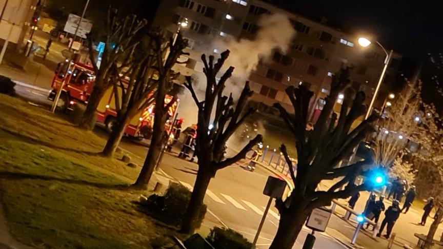 Tirs de mortier d'artifice, vols de poubelles et course poursuite à ...