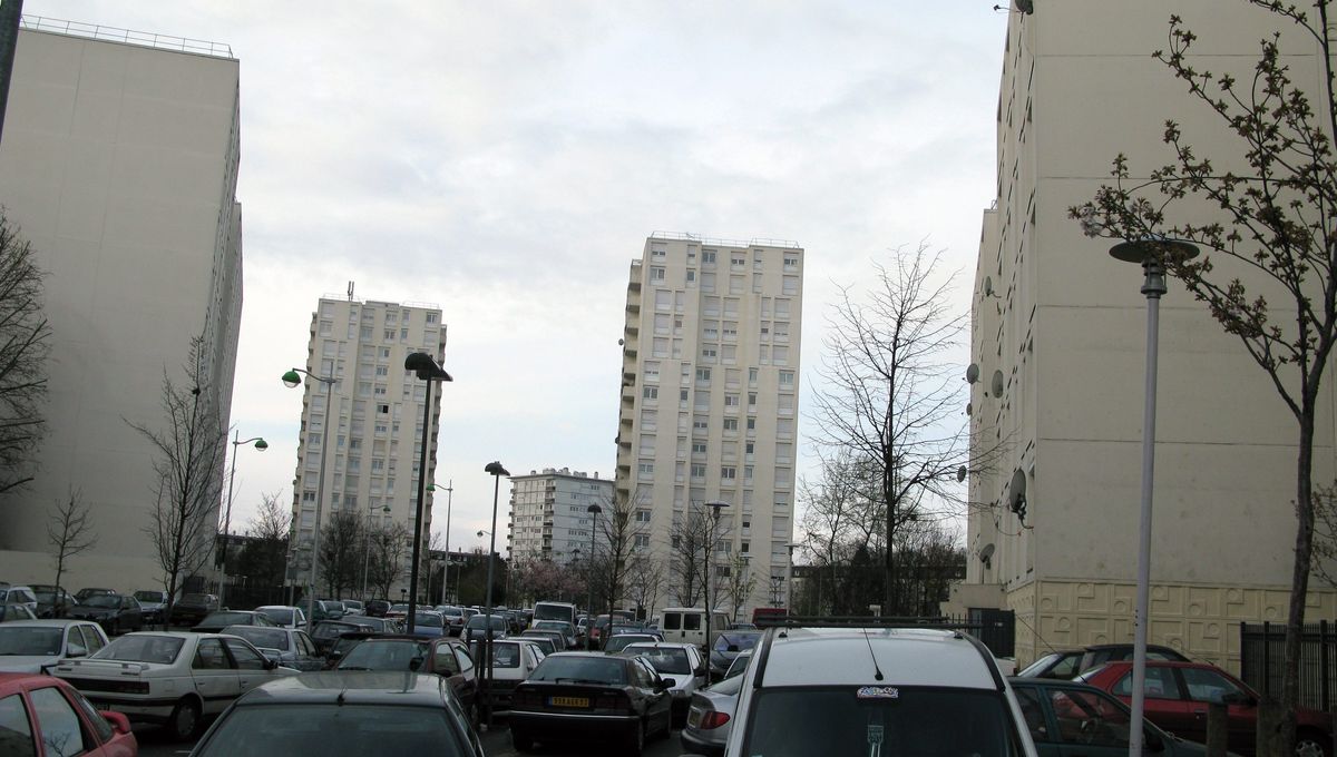 Sevran (93). Un homme de 19 ans abattu de 2 balles dans la tête - Fdesouche