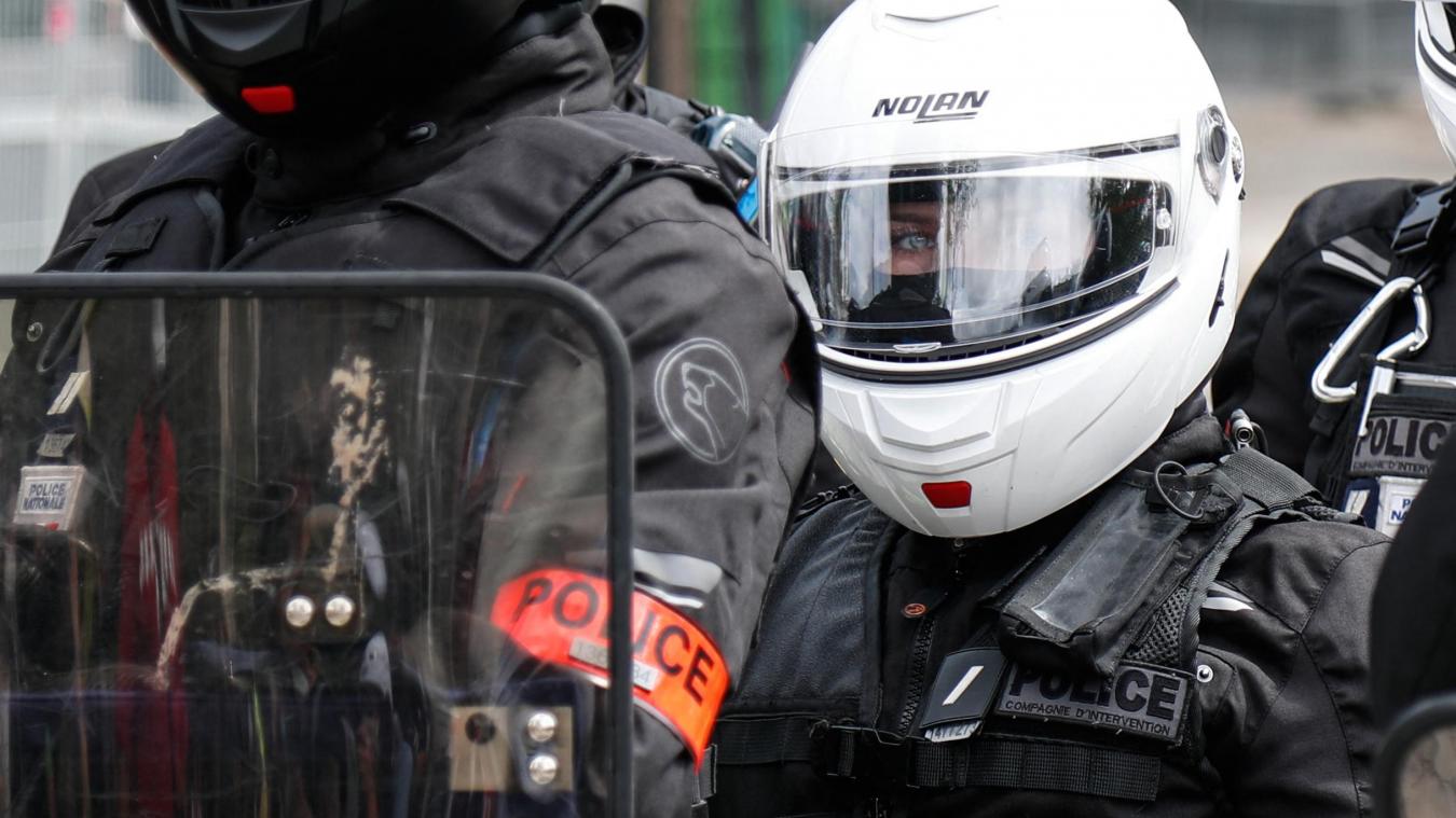 Paris : lors d’un refus d’obtempérer, un individu percute volontairement et blesse deux motards ...