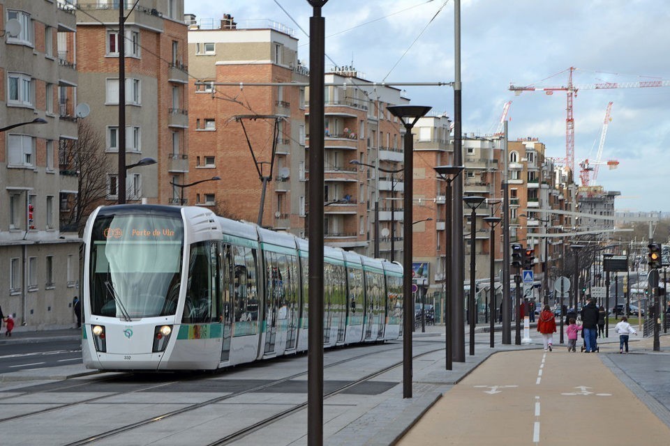 Paris : 64 nouveaux « lieux sûrs » le long du tramway T3b (Porte-de ...
