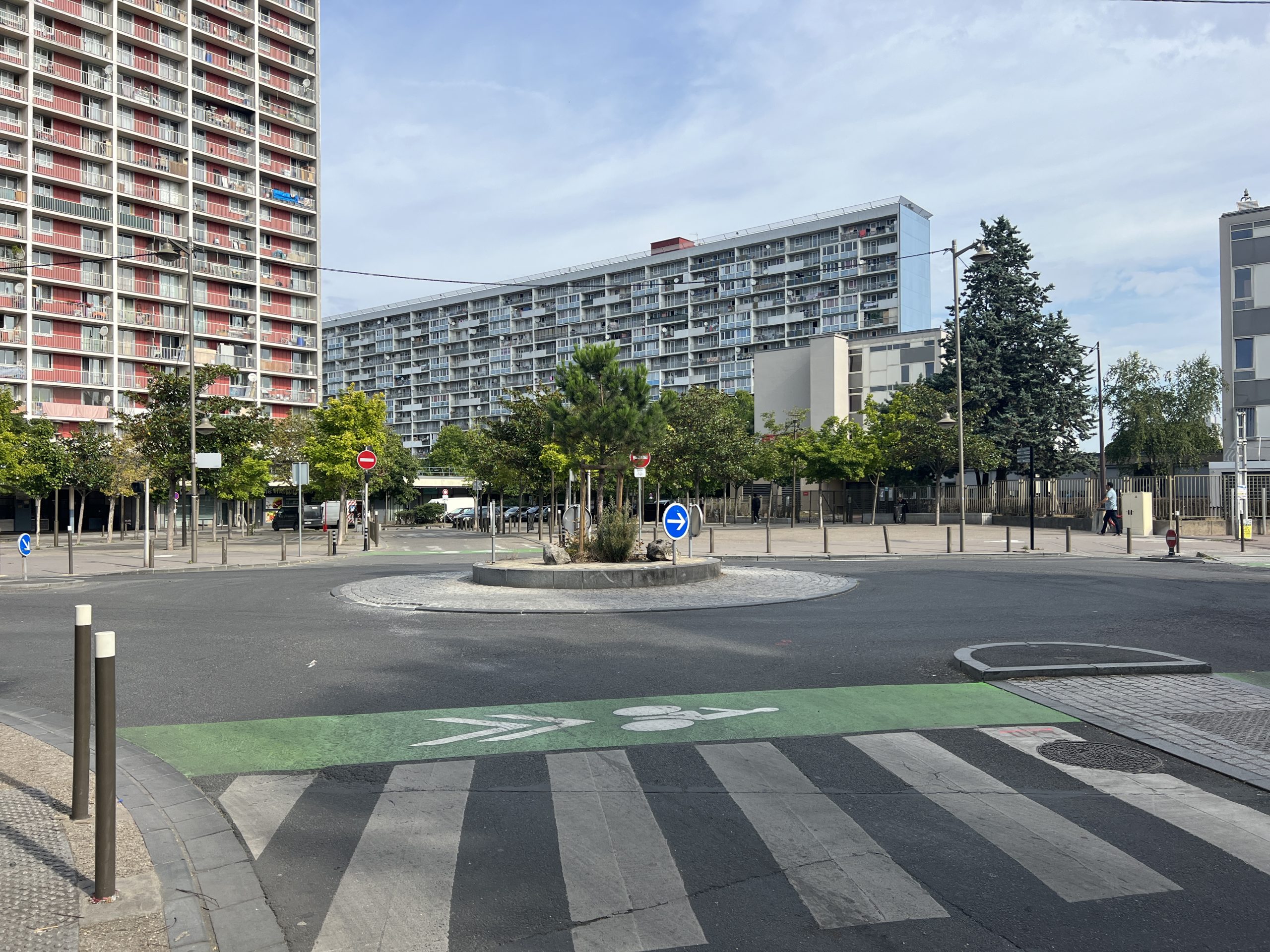 La Courneuve (93) : un ado dans le coma après avoir été tabassé à coups de barre de fer ...