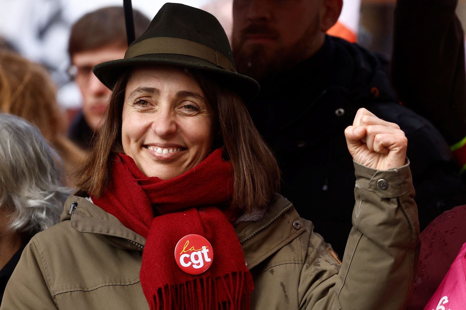 Les syndicats perdent 370 000 adhérents… mais encaissent 20 millions d ...